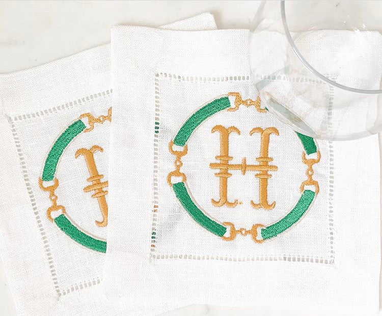 Horsebit Buckle Equestrian Embroidery Design – HERRINGTON DESIGN